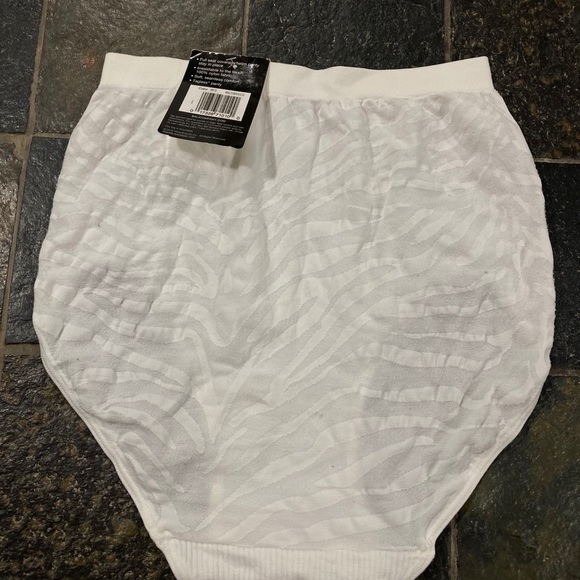 Bali | Intimates & Sleepwear | Nwt Bali Seamless Panty Shaper | Poshmark